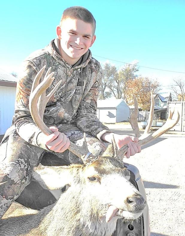 Local check in numbers down after deer season | Imperial Republican