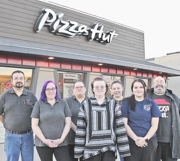 Pizza Hut happy to be back to near full hours | Imperial Republican