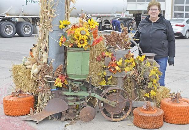 Fall light pole winners promote agriculture | Imperial Republican